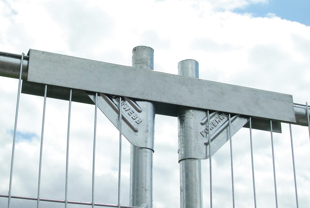 Straight Connector on post - ST FENCE HIRE AND SALES